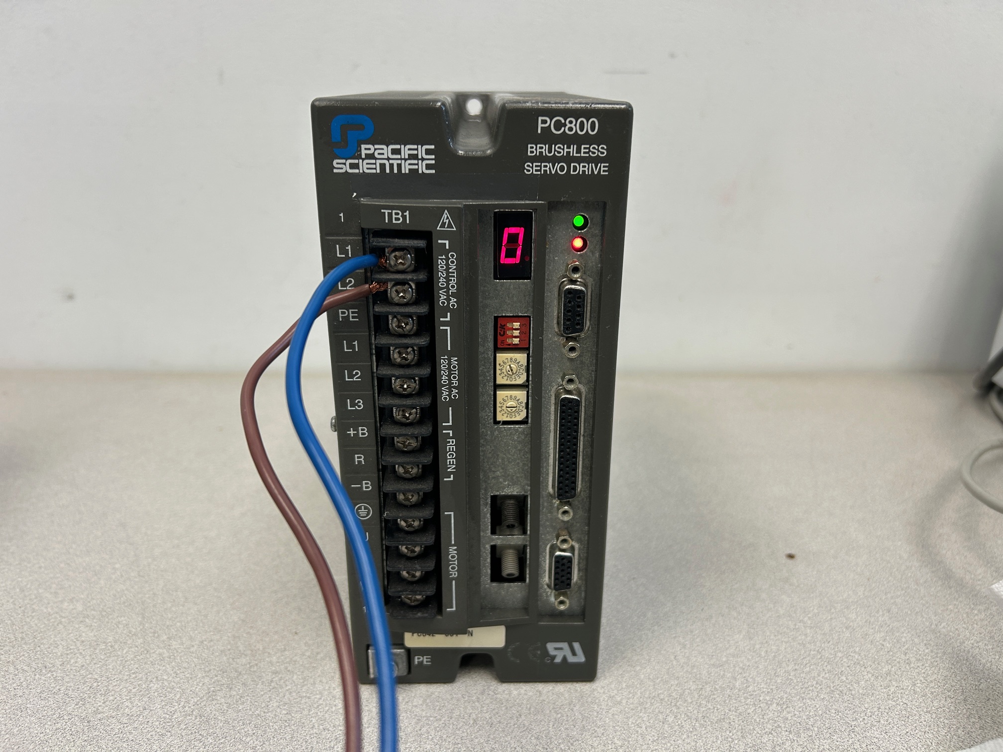 Pacific Scientific PC800 brushless drive - Équipements CAPI